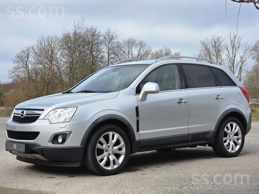 Grey Opel Antara 2011 in Liepaja, with an engine capacity of 2.20 L and mileage of 261 thousand km for 5450 €, photo 4 on AUTOMOTO.COM.LV