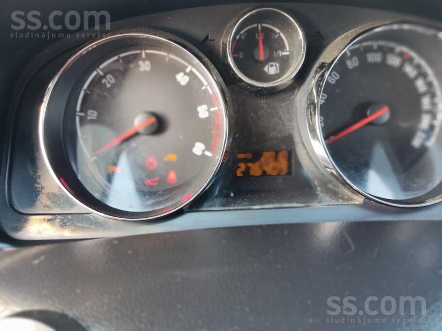 Pelēks Opel Antara 2011 Rīga, ar dzinēja tilpumu 2.20 L un nobraukumu 276 tūkst. km par 3700 €, foto 12 vietnē AUTOMOTO.COM.LV