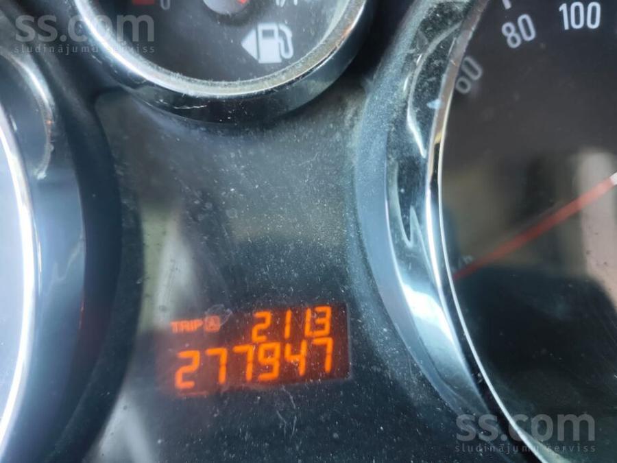 Pelēks Opel Antara 2011 Rīga, ar dzinēja tilpumu 2.20 L un nobraukumu 276 tūkst. km par 3700 €, foto 17 vietnē AUTOMOTO.COM.LV