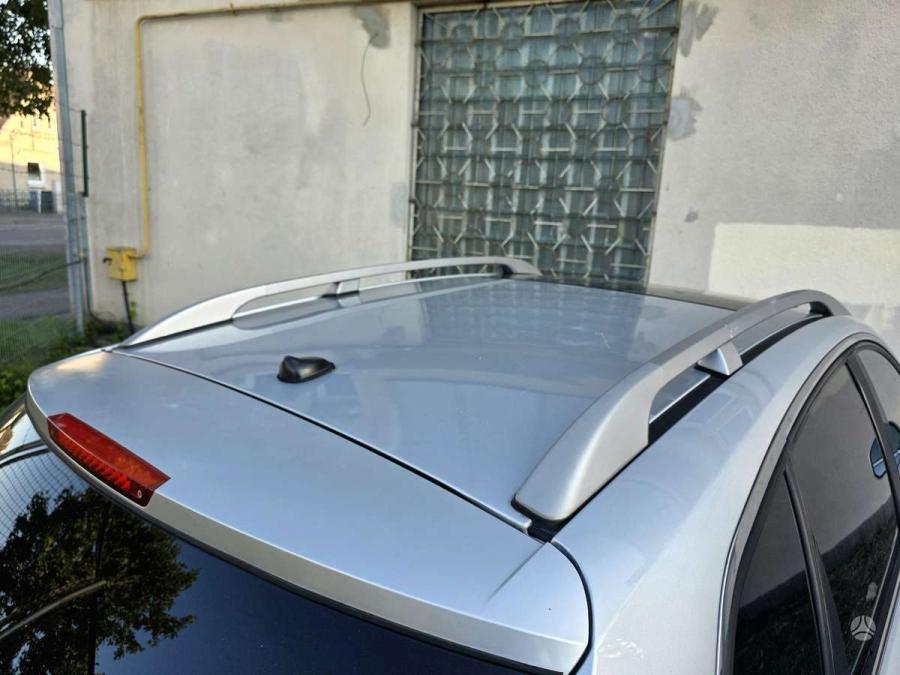 Grey Opel Antara 2011 in Siauliai, with an engine capacity of 2.23 L and mileage of 293 thousand km for 3700 €, photo 12 on AUTOMOTO.COM.LV
