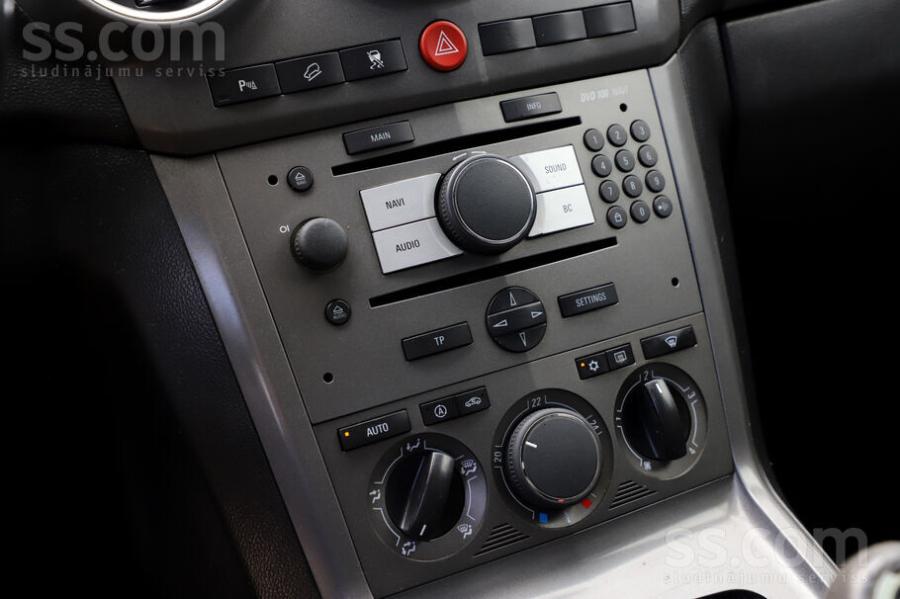 Pelēks Opel Antara 2011 Tukums, ar dzinēja tilpumu 2.00 L un nobraukumu 323 tūkst. km par 2500 €, foto 11 vietnē AUTOMOTO.COM.LV