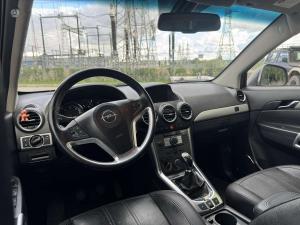 Grey Opel Antara 2011 in Siauliai, with an engine capacity of 2.23 L and mileage of 243 thousand km for 4450 €, photo 10 on AUTOMOTO.COM.LV