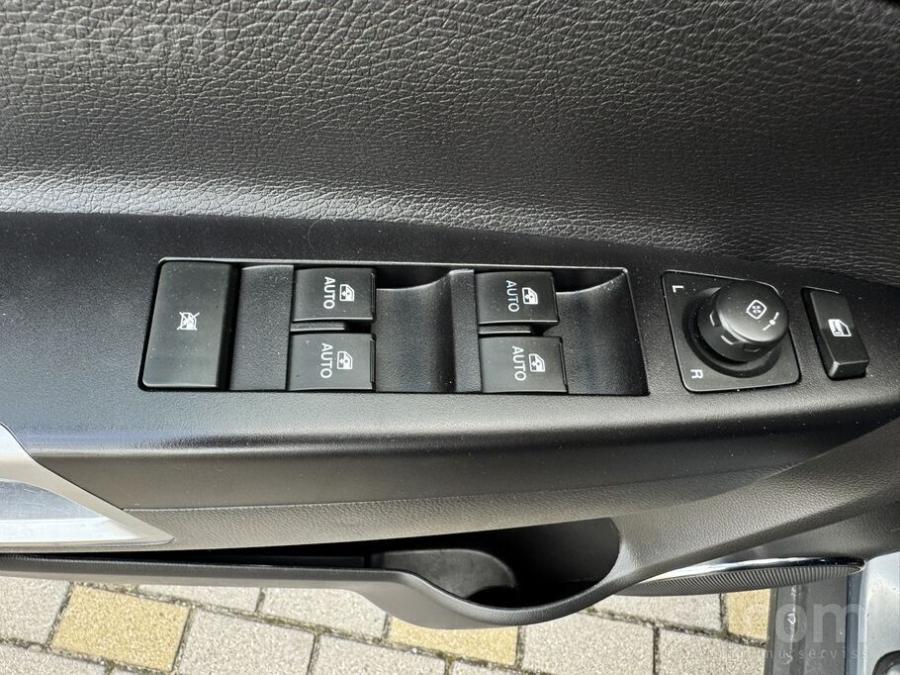 Pelēks Opel Antara 2011 Talsi, ar dzinēja tilpumu 2.20 L un nobraukumu 148 tūkst. km par 5970 €, foto 14 vietnē AUTOMOTO.COM.LV