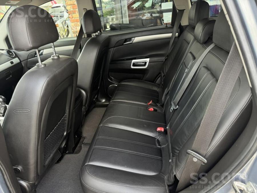 Pelēks Opel Antara 2011 Talsi, ar dzinēja tilpumu 2.20 L un nobraukumu 148 tūkst. km par 5970 €, foto 15 vietnē AUTOMOTO.COM.LV