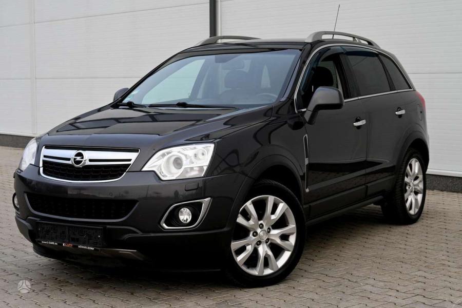 Grey Opel Antara 2012 in Kretinga, with an engine capacity of 2.23 L and mileage of 219 thousand km for 5799 €, photo 3 on AUTOMOTO.COM.LV