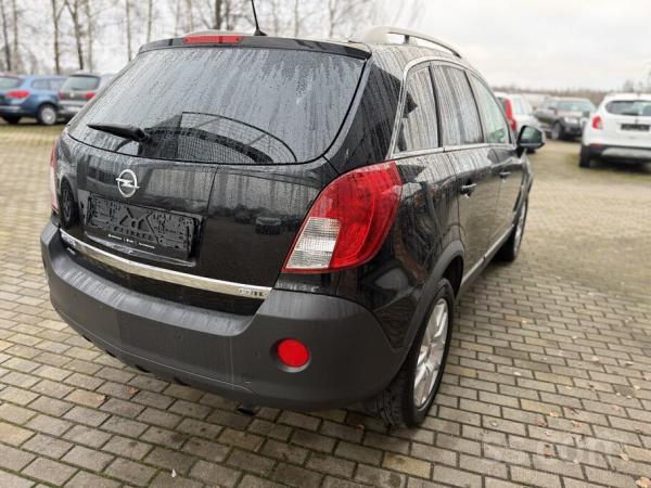 Pelēks Opel Antara 2012 Talsi, ar dzinēja tilpumu 2.20 L un nobraukumu 255 tūkst. km par 5970 €, foto 4 vietnē AUTOMOTO.COM.LV
