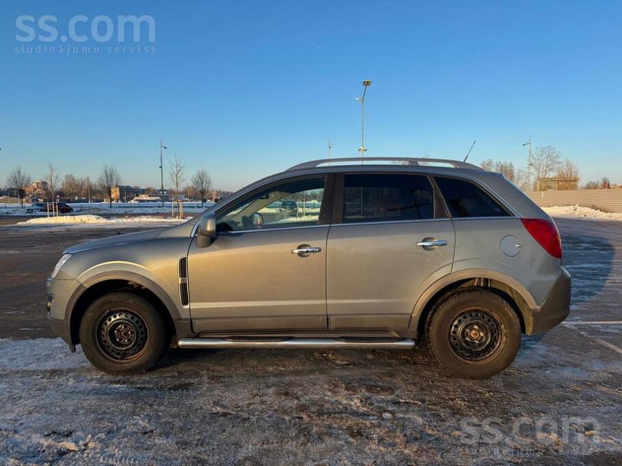 Pelēks Opel Antara 2012 Rīga, ar dzinēja tilpumu 2.20 L un nobraukumu 384 tūkst. km par 4790 €, foto 4 vietnē AUTOMOTO.COM.LV