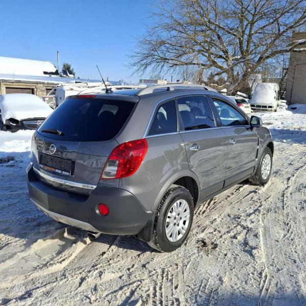 Pelēks Opel Antara 2012 Utena, ar dzinēja tilpumu 2.23 L un nobraukumu 215 tūkst. km par 4500 €, foto 3 vietnē AUTOMOTO.COM.LV