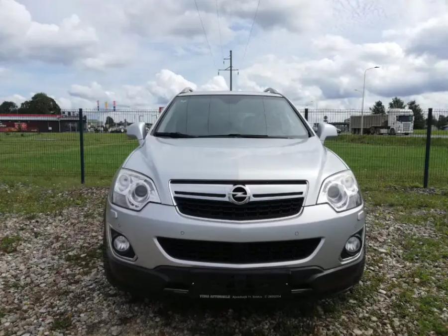 Grey Opel Antara 2012 in Saldus, with an engine capacity of 2.20 L and mileage of 228 thousand km for 7690 €, photo 3 on AUTOMOTO.COM.LV