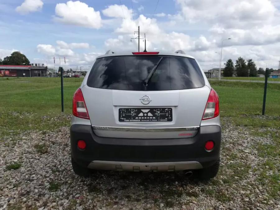 Grey Opel Antara 2012 in Saldus, with an engine capacity of 2.20 L and mileage of 228 thousand km for 7690 €, photo 6 on AUTOMOTO.COM.LV