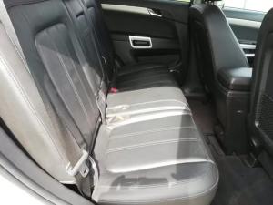 Grey Opel Antara 2012 in Saldus, with an engine capacity of 2.20 L and mileage of 228 thousand km for 7690 €, photo 15 on AUTOMOTO.COM.LV