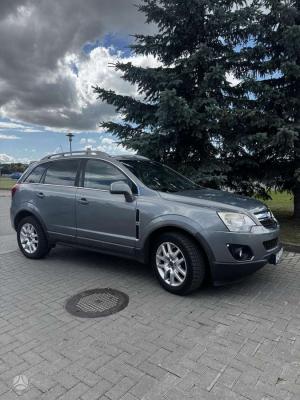 Grey Opel Antara 2012 in Panevezys, with an engine capacity of 2.23 L and mileage of 105 thousand km for 5800 €, photo 3 on AUTOMOTO.COM.LV