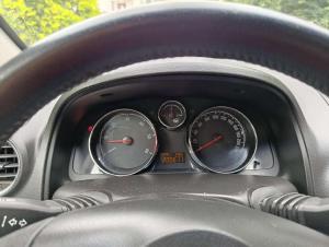 Grey Opel Antara 2012 in Siauliai, with an engine capacity of 2.23 L and mileage of 201 thousand km for 5400 €, photo 10 on AUTOMOTO.COM.LV