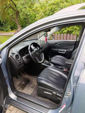 Grey Opel Antara 2012 in Siauliai, with an engine capacity of 2.23 L and mileage of 201 thousand km for 5400 €, photo 9 on AUTOMOTO.COM.LV