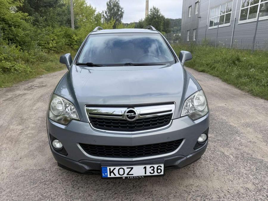 Grey Opel Antara 2012 in Vilnius, with an engine capacity of 2.23 L and mileage of 257 thousand km for 3500 €, photo 3 on AUTOMOTO.COM.LV