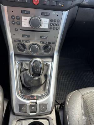 Pelēks Opel Antara 2012 Utena, ar dzinēja tilpumu 2.20 L un nobraukumu 234 tūkst. km par 4250 €, foto 21 vietnē AUTOMOTO.COM.LV