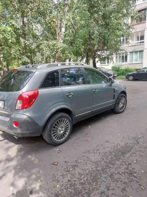 Grey Opel Antara 2012 in Vilnius, with an engine capacity of 2.23 L and mileage of 247 thousand km for 4500 €, photo 5 on AUTOMOTO.COM.LV