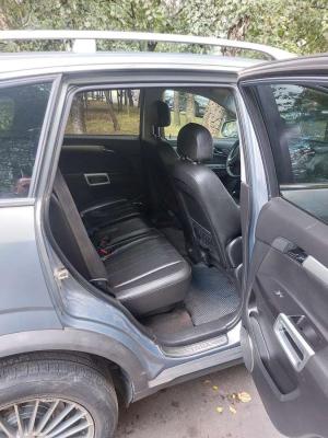 Grey Opel Antara 2012 in Vilnius, with an engine capacity of 2.23 L and mileage of 247 thousand km for 4500 €, photo 8 on AUTOMOTO.COM.LV