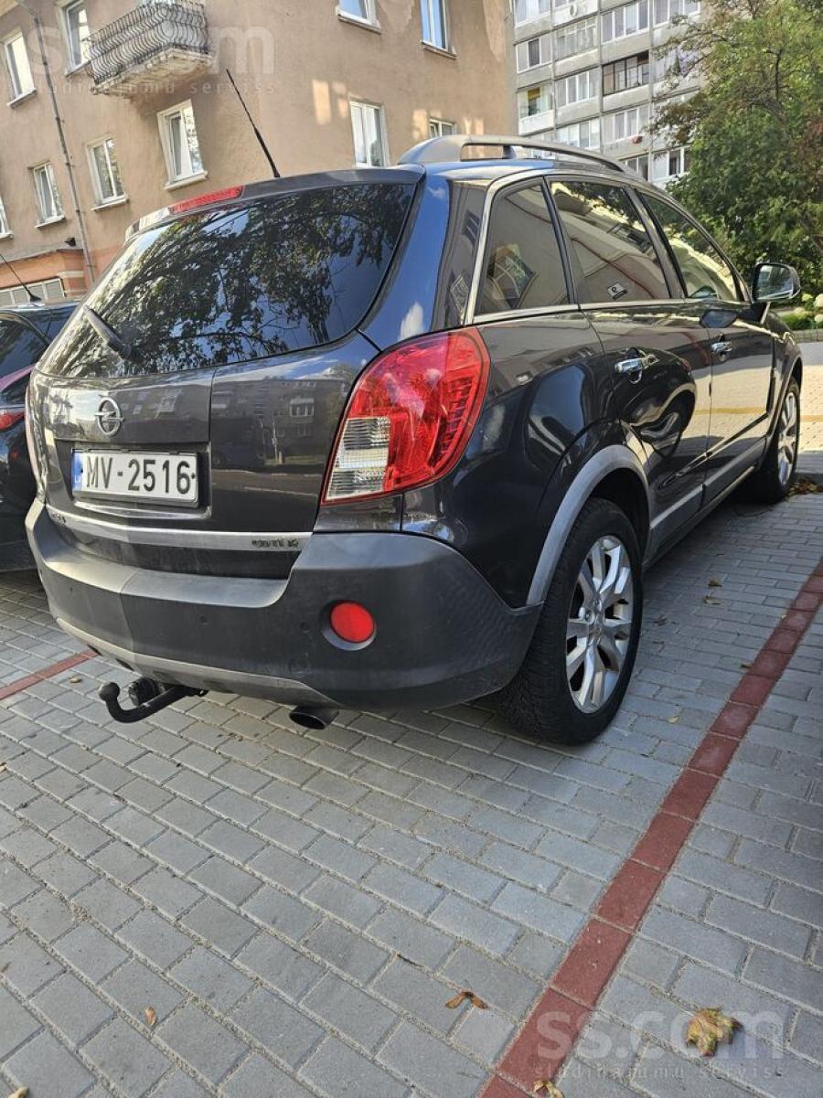 Pelēks Opel Antara 2012 Jēkabpils, ar dzinēja tilpumu 2.20 L un nobraukumu 315 tūkst. km par 5500 €, foto 4 vietnē AUTOMOTO.COM.LV