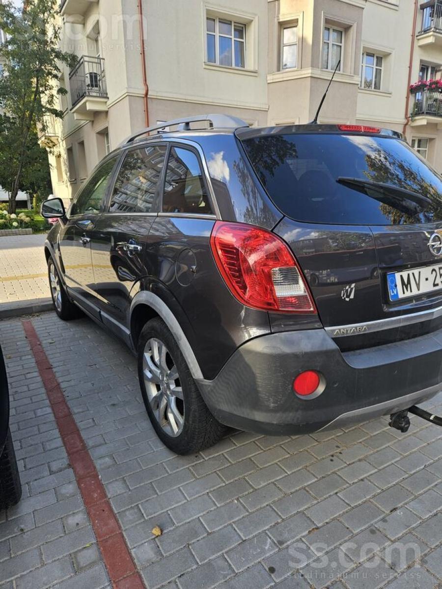 Pelēks Opel Antara 2012 Jēkabpils, ar dzinēja tilpumu 2.20 L un nobraukumu 315 tūkst. km par 5500 €, foto 5 vietnē AUTOMOTO.COM.LV