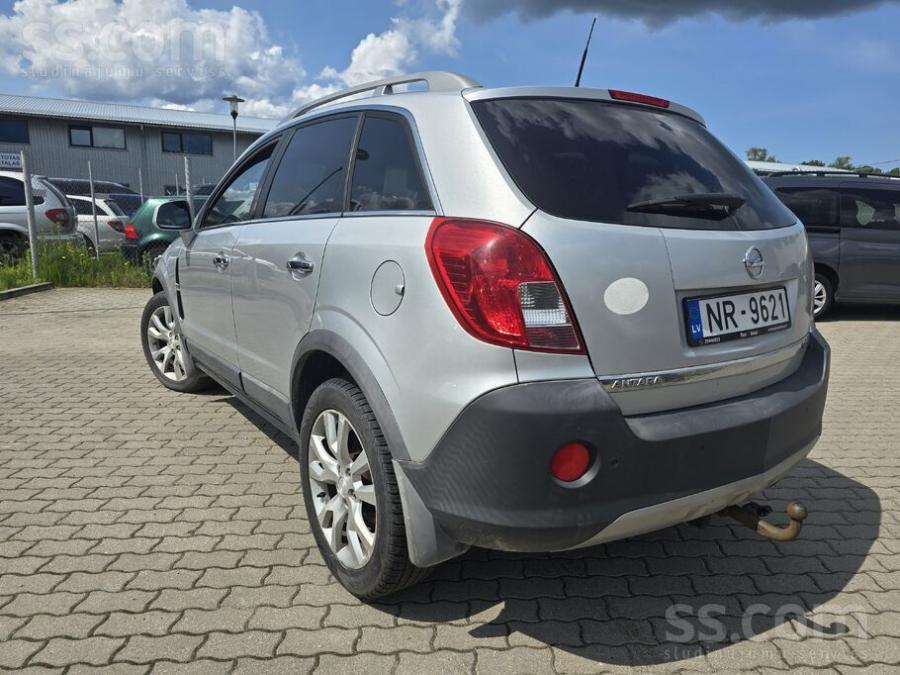 Pelēks Opel Antara 2013 Rīga, ar dzinēja tilpumu 2.20 L un nobraukumu 0 tūkst. km par 5500 €, foto 5 vietnē AUTOMOTO.COM.LV
