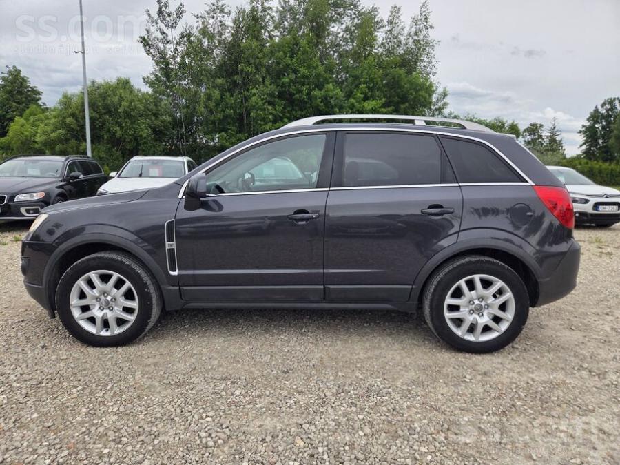 Grey Opel Antara 2013 in Jelgava, with an engine capacity of 2.20 L and mileage of 0 thousand km for 5900 €, photo 8 on AUTOMOTO.COM.LV