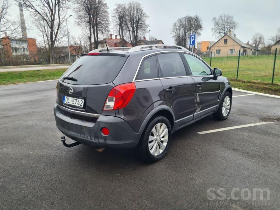 Grey Opel Antara 2013 in Ludza, with an engine capacity of 2.20 L and mileage of 0 thousand km for 5900 €, photo 5 on AUTOMOTO.COM.LV
