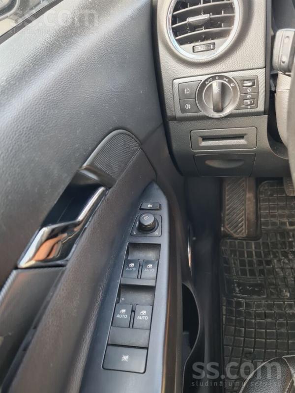 Grey Opel Antara 2013 in Bauska, with an engine capacity of 2.20 L and mileage of 226 thousand km for 3999 €, photo 9 on AUTOMOTO.COM.LV