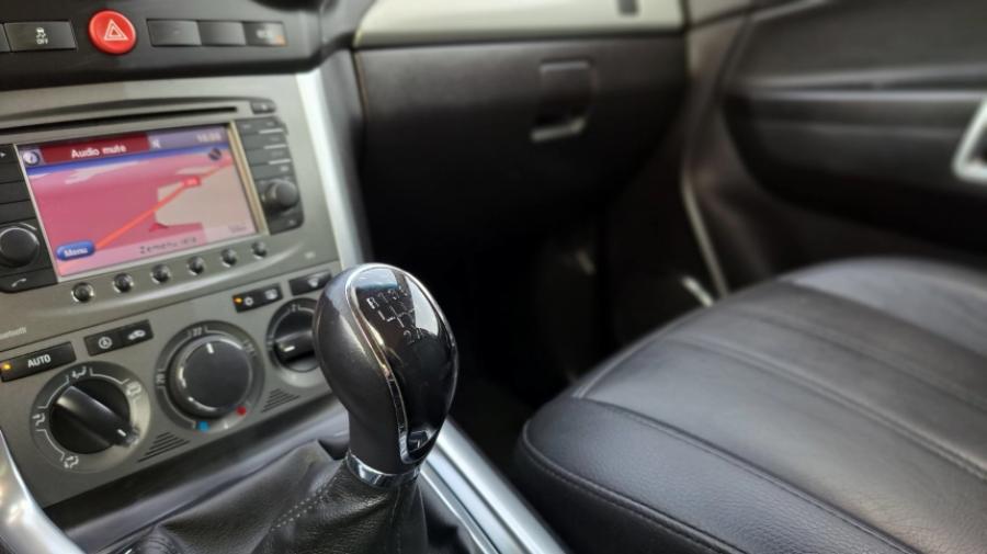 Pelēks Opel Antara 2013 Rīga, ar dzinēja tilpumu 2.20 L un nobraukumu 256 tūkst. km par 6590 €, foto 25 vietnē AUTOMOTO.COM.LV
