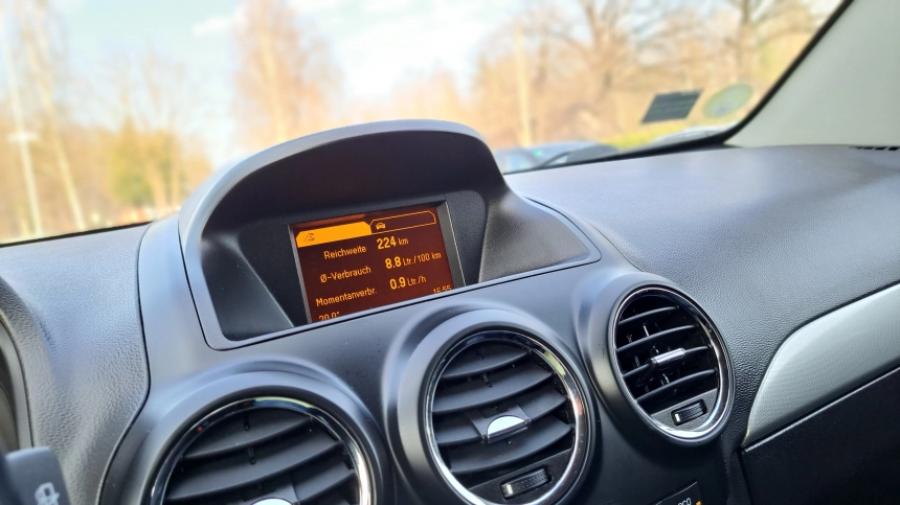 Pelēks Opel Antara 2013 Rīga, ar dzinēja tilpumu 2.20 L un nobraukumu 256 tūkst. km par 6590 €, foto 31 vietnē AUTOMOTO.COM.LV