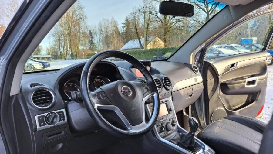 Pelēks Opel Antara 2013 Rīga, ar dzinēja tilpumu 2.20 L un nobraukumu 256 tūkst. km par 6590 €, foto 45 vietnē AUTOMOTO.COM.LV