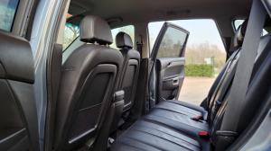 Pelēks Opel Antara 2013 Rīga, ar dzinēja tilpumu 2.20 L un nobraukumu 256 tūkst. km par 6590 €, foto 52 vietnē AUTOMOTO.COM.LV