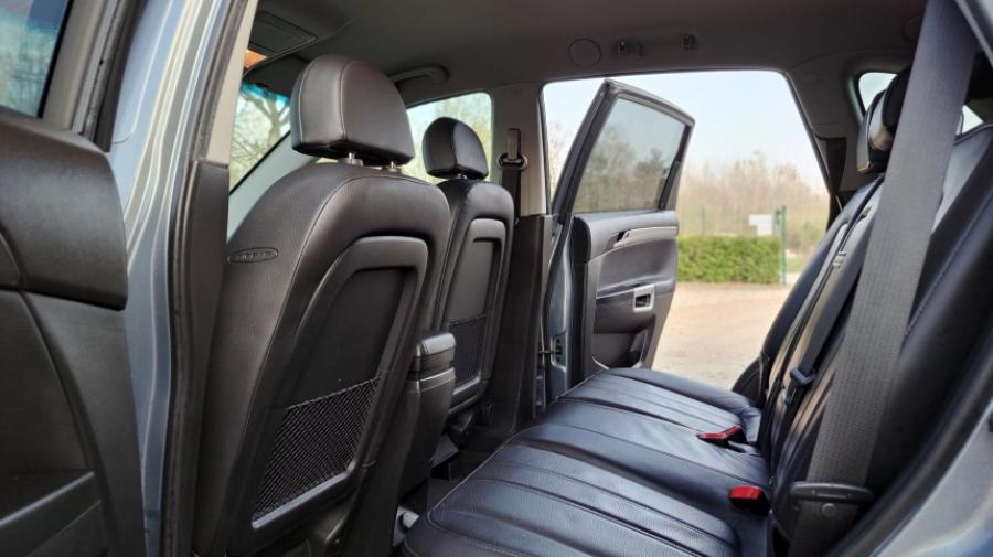 Pelēks Opel Antara 2013 Rīga, ar dzinēja tilpumu 2.20 L un nobraukumu 256 tūkst. km par 6590 €, foto 52 vietnē AUTOMOTO.COM.LV