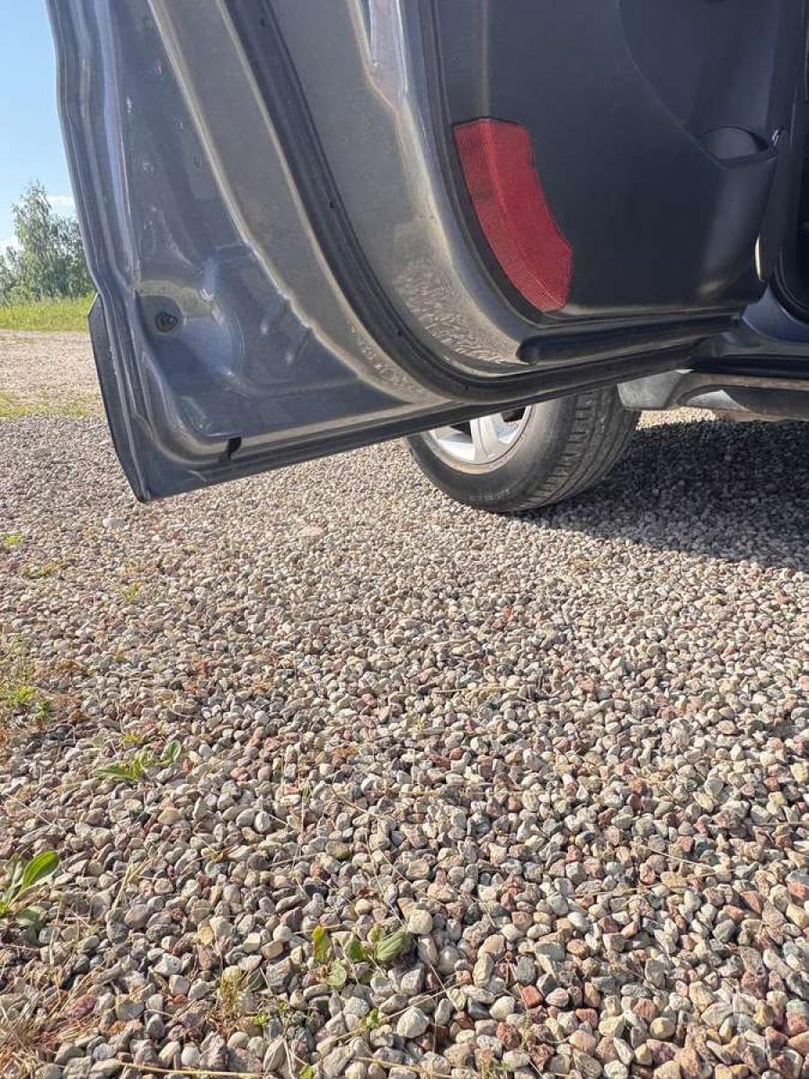 Pelēks Opel Antara 2013 Viļņa, ar dzinēja tilpumu 2.23 L un nobraukumu 257 tūkst. km par 5450 €, foto 32 vietnē AUTOMOTO.COM.LV