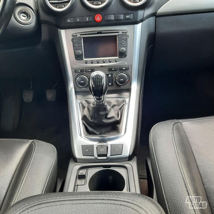 Pelēks Opel Antara 2013 Naujoji Akmenė, ar dzinēja tilpumu 2.20 L un nobraukumu 208 tūkst. km par 5500 €, foto 7 vietnē AUTOMOTO.COM.LV