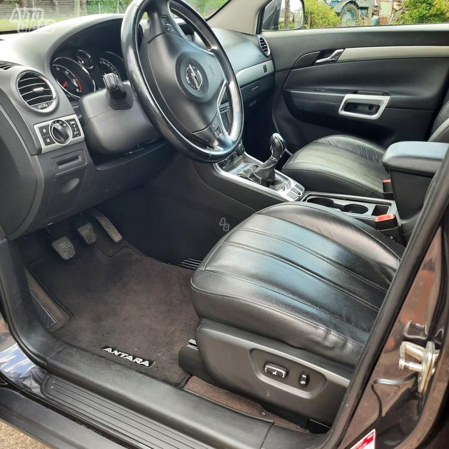 Pelēks Opel Antara 2013 Naujoji Akmenė, ar dzinēja tilpumu 2.20 L un nobraukumu 208 tūkst. km par 5500 €, foto 8 vietnē AUTOMOTO.COM.LV