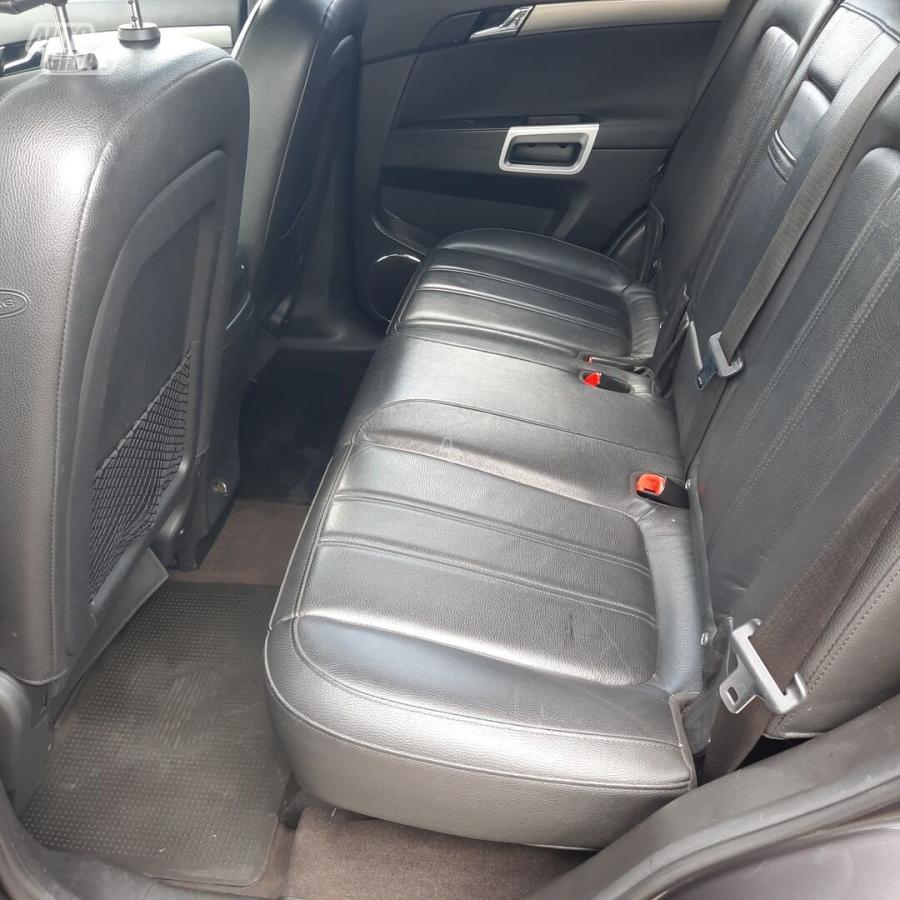 Pelēks Opel Antara 2013 Naujoji Akmenė, ar dzinēja tilpumu 2.20 L un nobraukumu 208 tūkst. km par 5500 €, foto 9 vietnē AUTOMOTO.COM.LV
