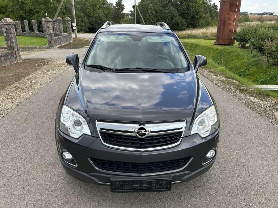 Grey Opel Antara 2013 in Panevezys, with an engine capacity of 2.20 L and mileage of 231 thousand km for 4799 €, photo 11 on AUTOMOTO.COM.LV
