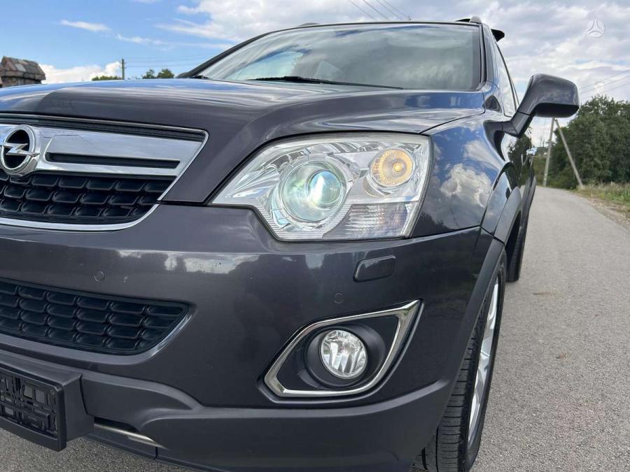 Grey Opel Antara 2013 in Panevezys, with an engine capacity of 2.20 L and mileage of 231 thousand km for 4799 €, photo 12 on AUTOMOTO.COM.LV
