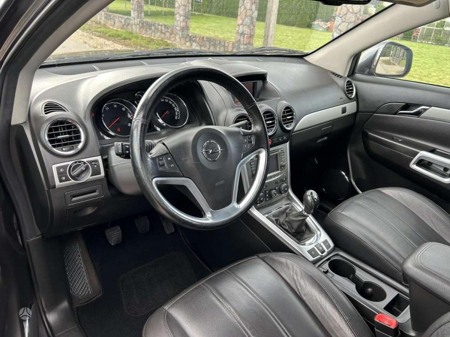 Grey Opel Antara 2013 in Panevezys, with an engine capacity of 2.20 L and mileage of 231 thousand km for 4799 €, photo 19 on AUTOMOTO.COM.LV