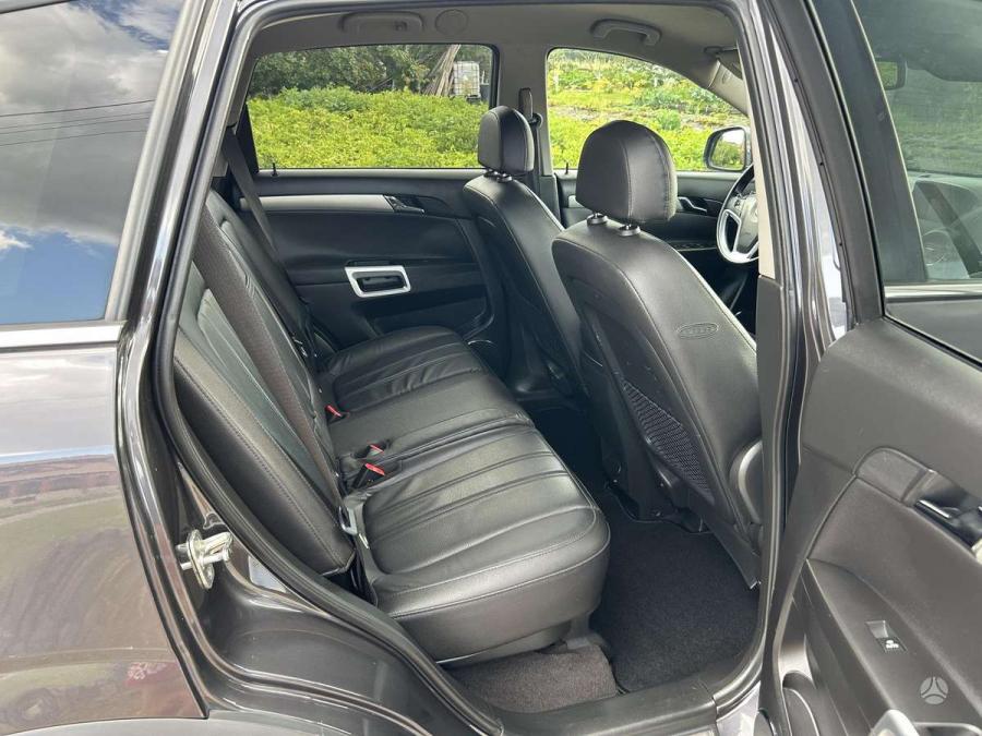 Grey Opel Antara 2013 in Panevezys, with an engine capacity of 2.20 L and mileage of 231 thousand km for 4799 €, photo 24 on AUTOMOTO.COM.LV