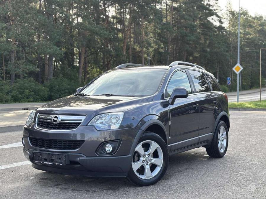 Grey Opel Antara 2013 in Druskininkai, with an engine capacity of 2.23 L and mileage of 185 thousand km for 4899 €, photo 1 on AUTOMOTO.COM.LV