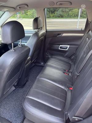 Grey Opel Antara 2013 in Druskininkai, with an engine capacity of 2.23 L and mileage of 185 thousand km for 4899 €, photo 13 on AUTOMOTO.COM.LV