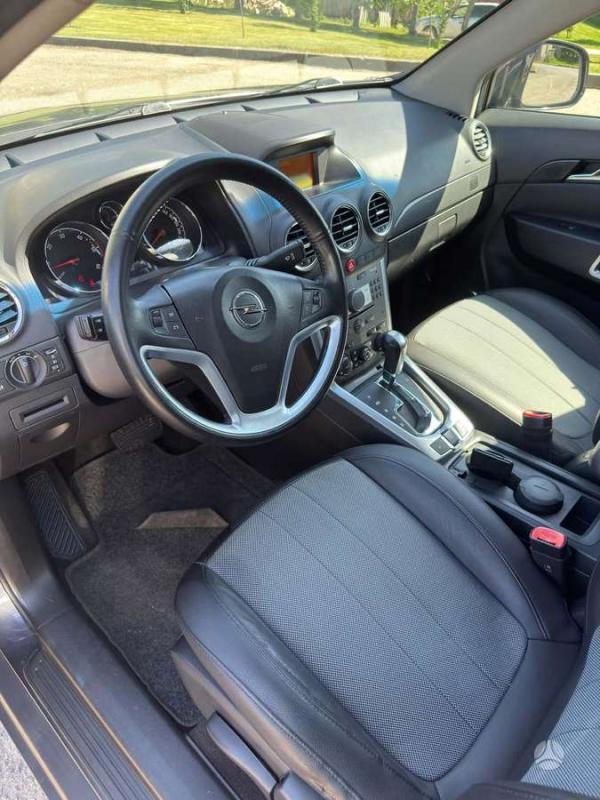 Grey Opel Antara 2014 in Silale, with an engine capacity of 2.23 L and mileage of 158 thousand km for 5000 €, photo 6 on AUTOMOTO.COM.LV