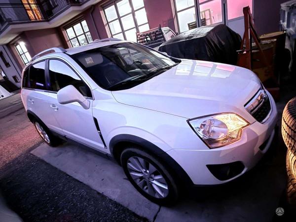 Grey Opel Antara 2015 in Kaunas, with an engine capacity of 2.23 L and mileage of 197 thousand km for 4900 €, photo 5 on AUTOMOTO.COM.LV