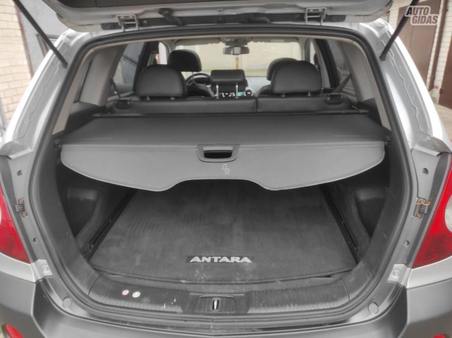 Pelēks Opel Antara 2007 Kretinga, ar dzinēja tilpumu 2.00 L un nobraukumu 228 tūkst. km par 1650 €, foto 21 vietnē AUTOMOTO.COM.LV