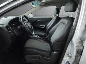 Grey Opel Antara 2012 in Riga, with an engine capacity of 2.20 L and mileage of 219 thousand km for 3980 €, photo 8 on AUTOMOTO.COM.LV