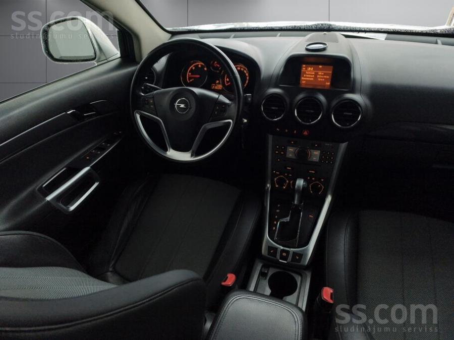 Grey Opel Antara 2012 in Riga, with an engine capacity of 2.20 L and mileage of 219 thousand km for 3980 €, photo 11 on AUTOMOTO.COM.LV