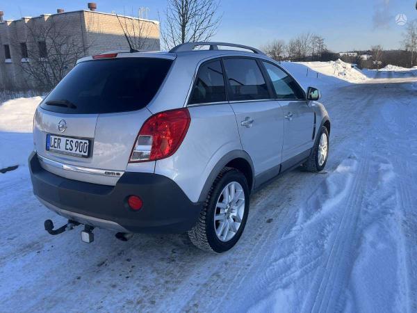 Grey Opel Antara 2012 in Vilnius, with an engine capacity of 2.20 L and mileage of 147 thousand km for 5950 €, photo 4 on AUTOMOTO.COM.LV
