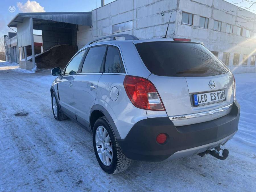 Grey Opel Antara 2012 in Vilnius, with an engine capacity of 2.20 L and mileage of 147 thousand km for 5950 €, photo 6 on AUTOMOTO.COM.LV